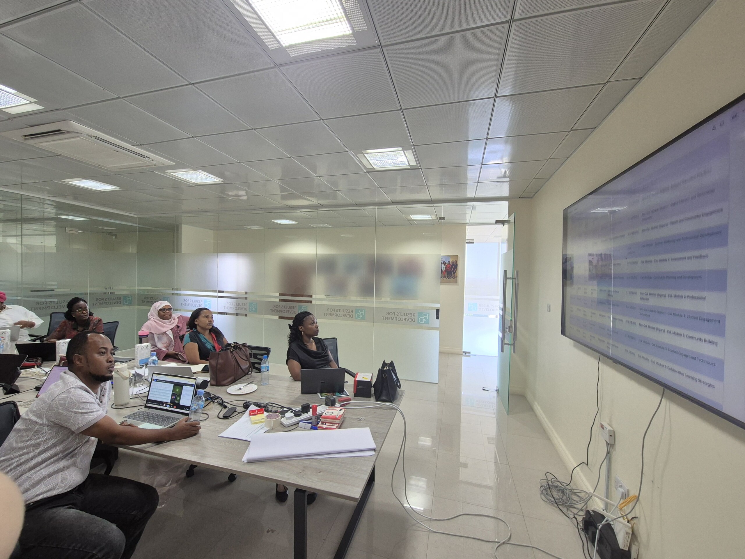 3 reasons why leadership teams might be a solution for relevant teacher ...